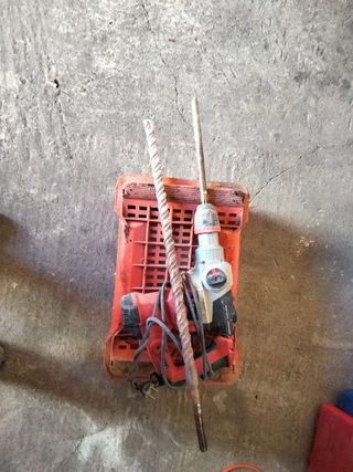 vendo causa inutilizzo martelletto pneumatico