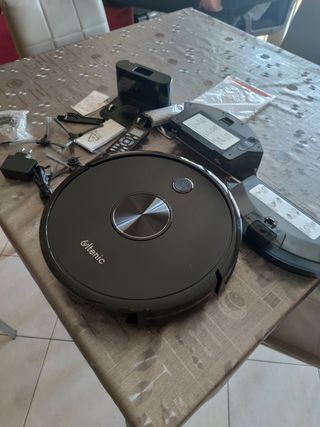robot di casa praticamente nuovo solo provato