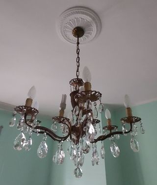 Lampadario a gocce in vetro in ottone dorato 