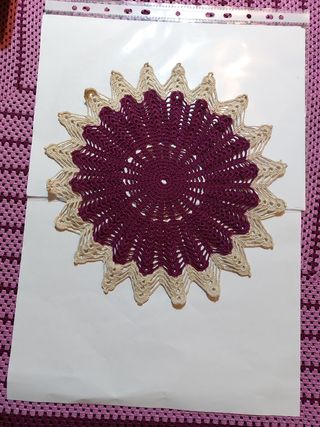 Centrino filo di Scozia viola/beige diametro 30 cm