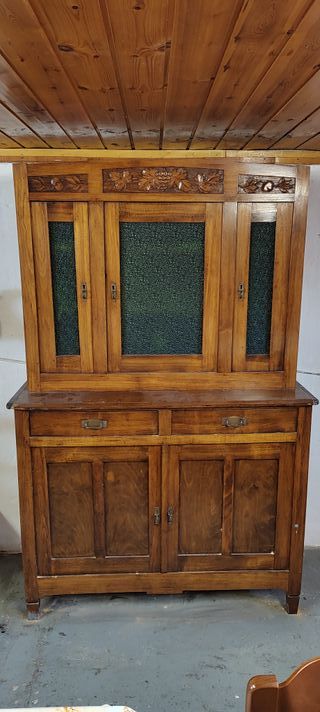 Credenza antica in legno