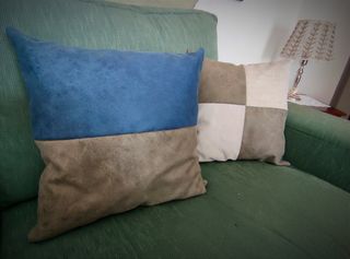 coppia fodere per cuscini da divano in ecopelle 