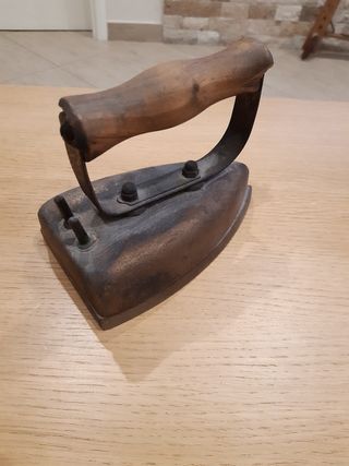 antico ferro da stiro vintage