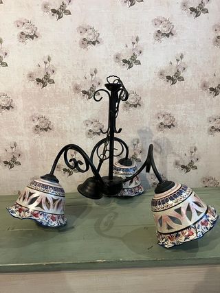 lampadario in ferro e ceramica