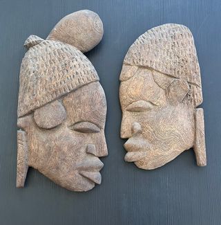 Coppia di maschere tribali africane