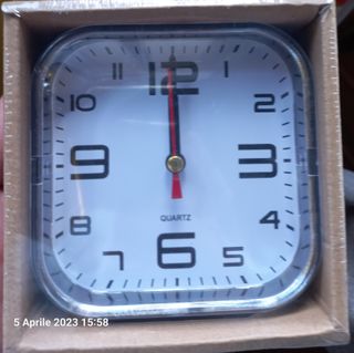 Sveglia Orologio da Tavolo Piccola Misure 9x9x4 cm