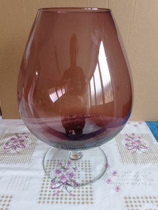 Vaso a forma di calice in vetro