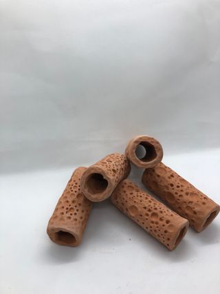 Tane per gamberetti e piccoli pesci. Aquarium cave