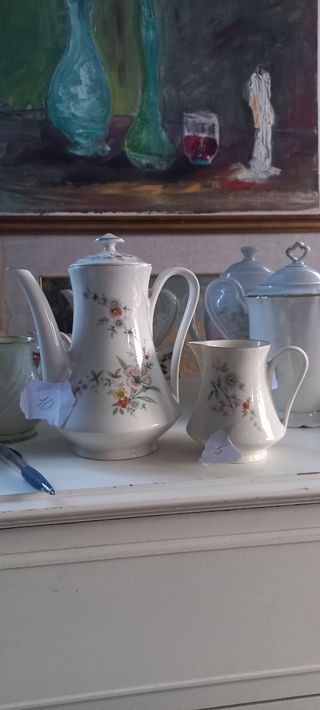 vetrina della nonna tante cosette prezzi in foto