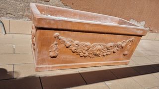 fioriera in terracotta