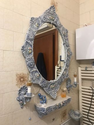 Servizio da bagno di Capodimonte