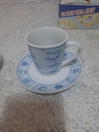 6 tazzine per caffè  con piattino di porcellana