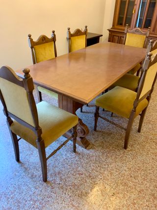 Tavolo e sedie anni '60