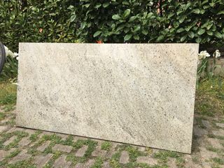 Lastre in granito paraschizzi cucina 