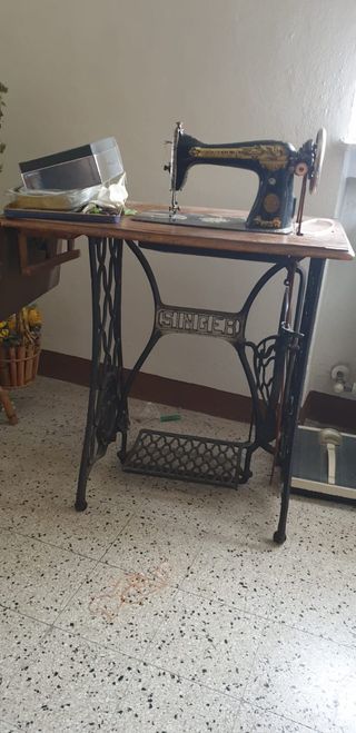 Macchina da cucire vintage
