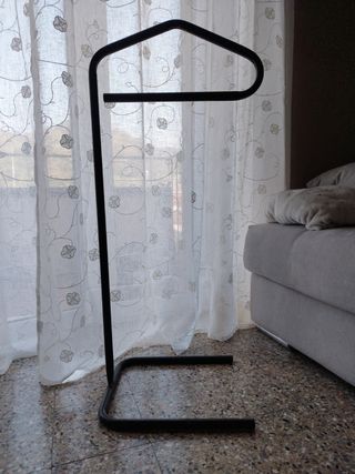 attacca panni da camera 