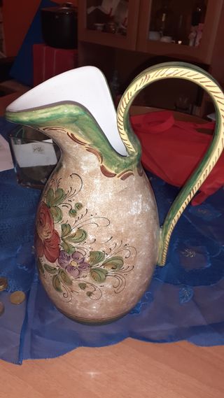 brocca è  catino in ceramica 