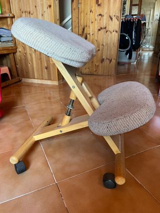 Sedia/sgabello ergonomico