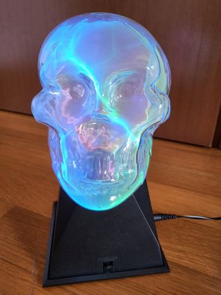 lampada a forma di teschio