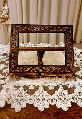 Antico leggio in legno 23x28cm