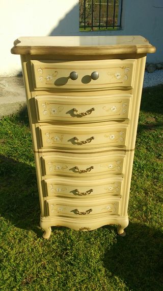 settimino laccato più poggia piedi cassettiera 