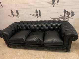 Divano Frau Chester nero pelle tre  posti