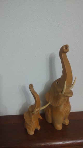 Scultura in legno coppia elefanti