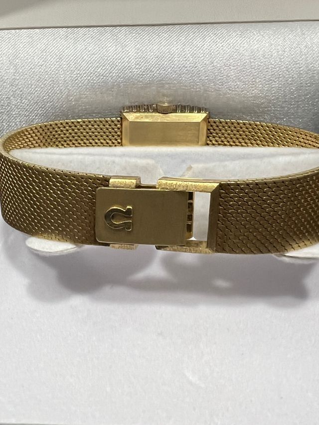 Reloj Omega De Oro 18k Con Borde De Diamantes De Segunda Mano Por 3550 Eur En Málaga En Wallapop