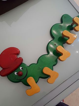 appendiabiti 5 posti forma bruco per stanzetta 