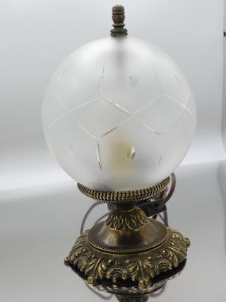 Lampada a sfera da tavolino