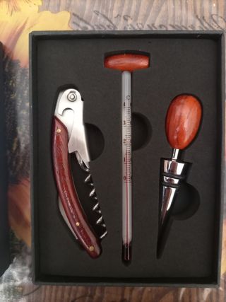 Kit elegante per vino