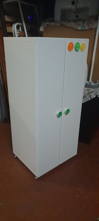 armadio piccolo Armadietto 