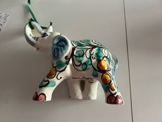 Elefante in ceramica