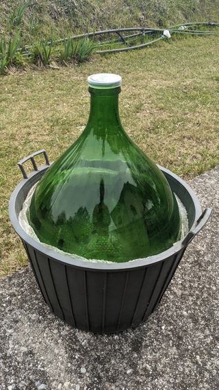 Damigiana vintage (Anni 60) in vetro da 54 litri