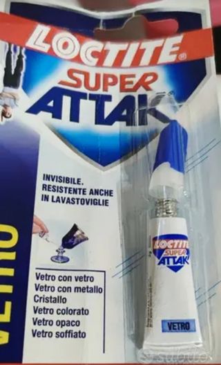 Colla per incollare il vetro 