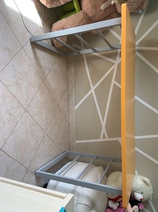 Scrivania da cameretta,arancione