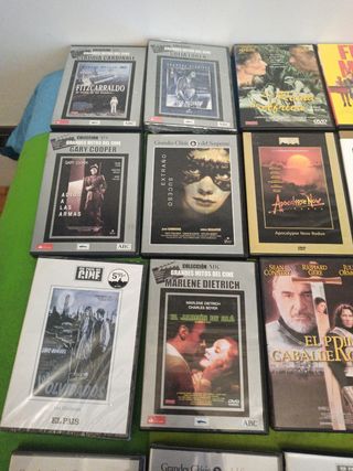 Distintas películas en DVD de segunda mano por 0 EUR en Madrid en WALLAPOP