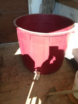 Mastello vino 500 lt con rubinetto