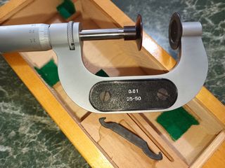 MICROMETRO 25-50 0,01mm