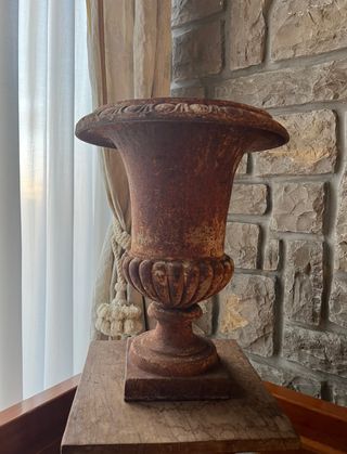 Coppa francese in ghisa e Buddha 