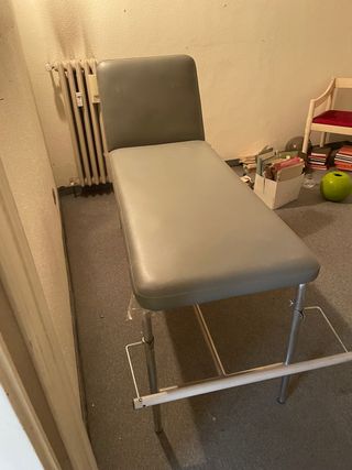 Lettino medico + porta rotolo