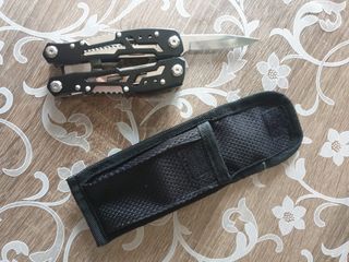 Attrezzo multifunzionale 