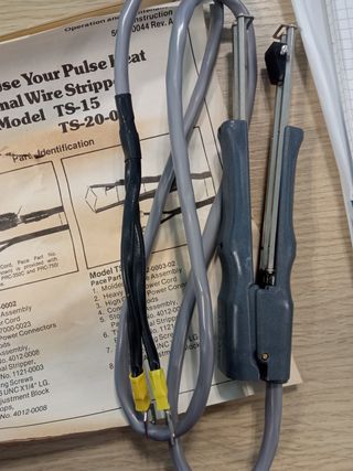Thermal wire stripper