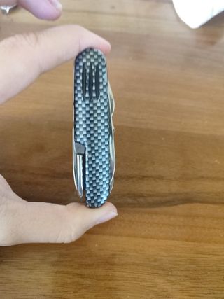 Coltellino svizzero multifunzione, 13 funzioni