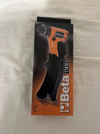 Rivettatrice BETA Originale nuova.
