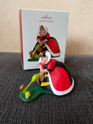 Queen of hearts disney hallmark ornament