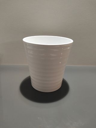 Vaso smaltato bianco tondo