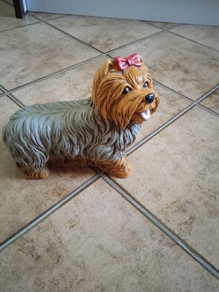 cagnolino come soprammobile o da giardino