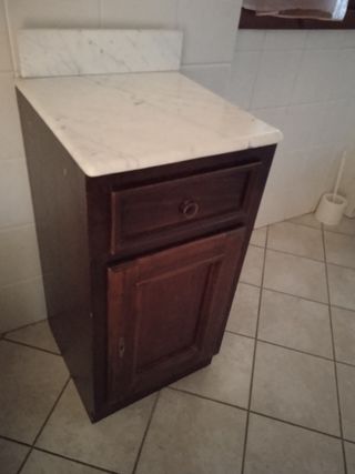 mobiletto da bagno 