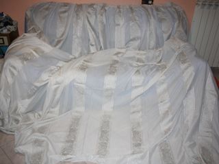 1 Tendone e 2 tende panna con decorazioni lucenti